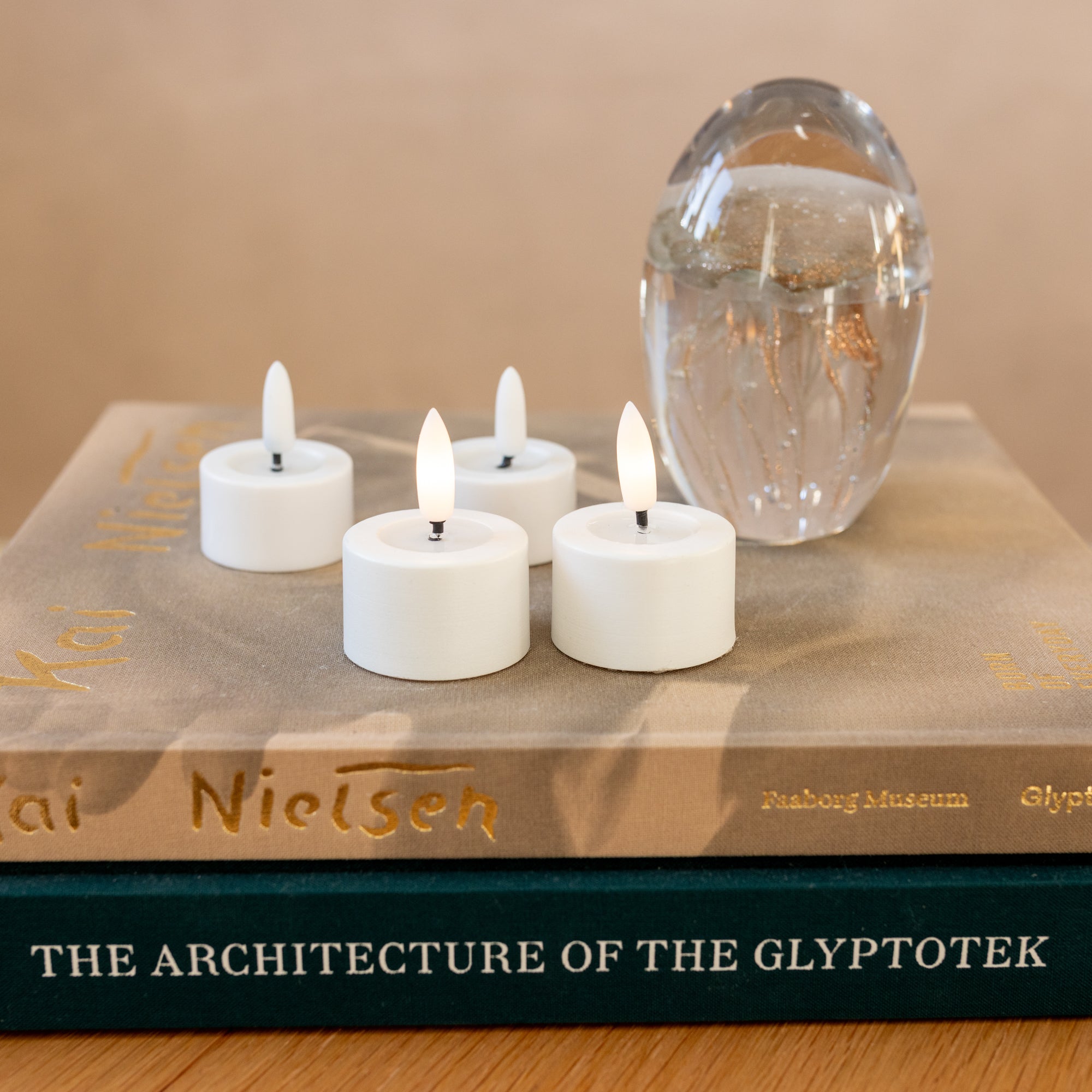 Sia LED tealight rechargeable New surface 4 pcs – LED-nordic.com